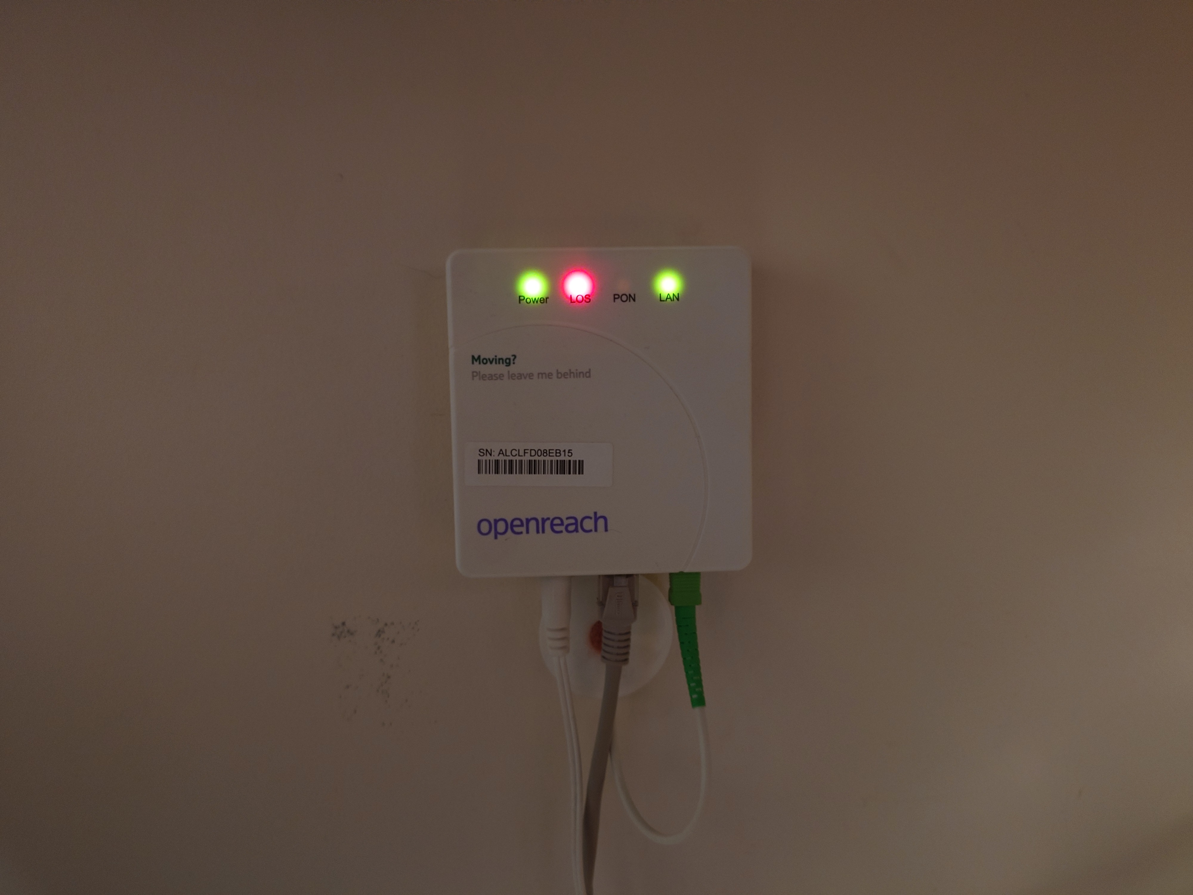 openreach LOS red light on！How can I report this f... | Sky Community