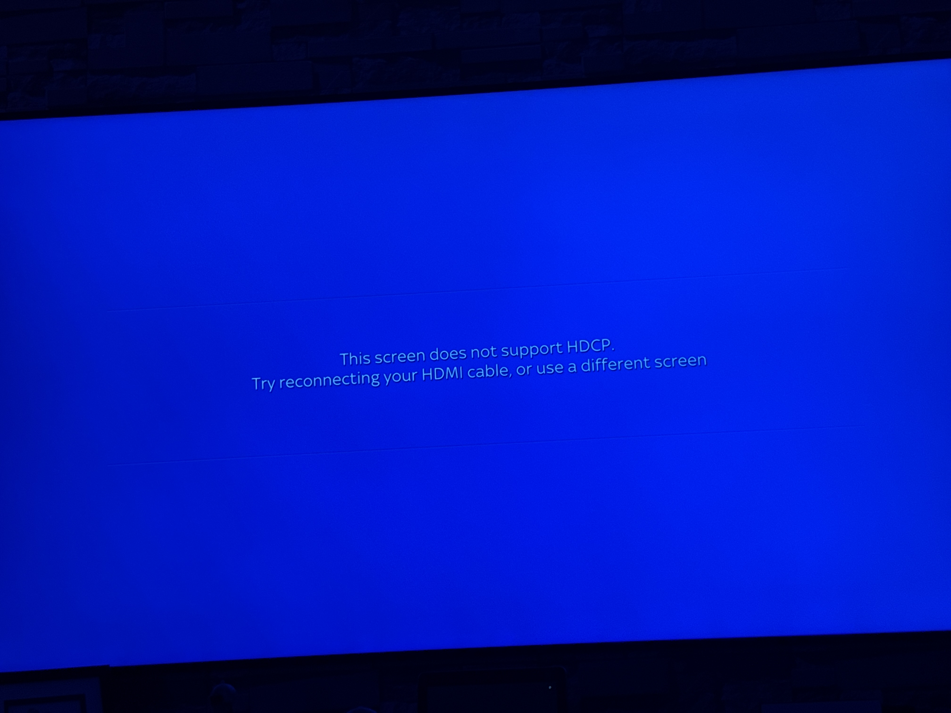 Screen does not support HDCP - HELP | Sky Community