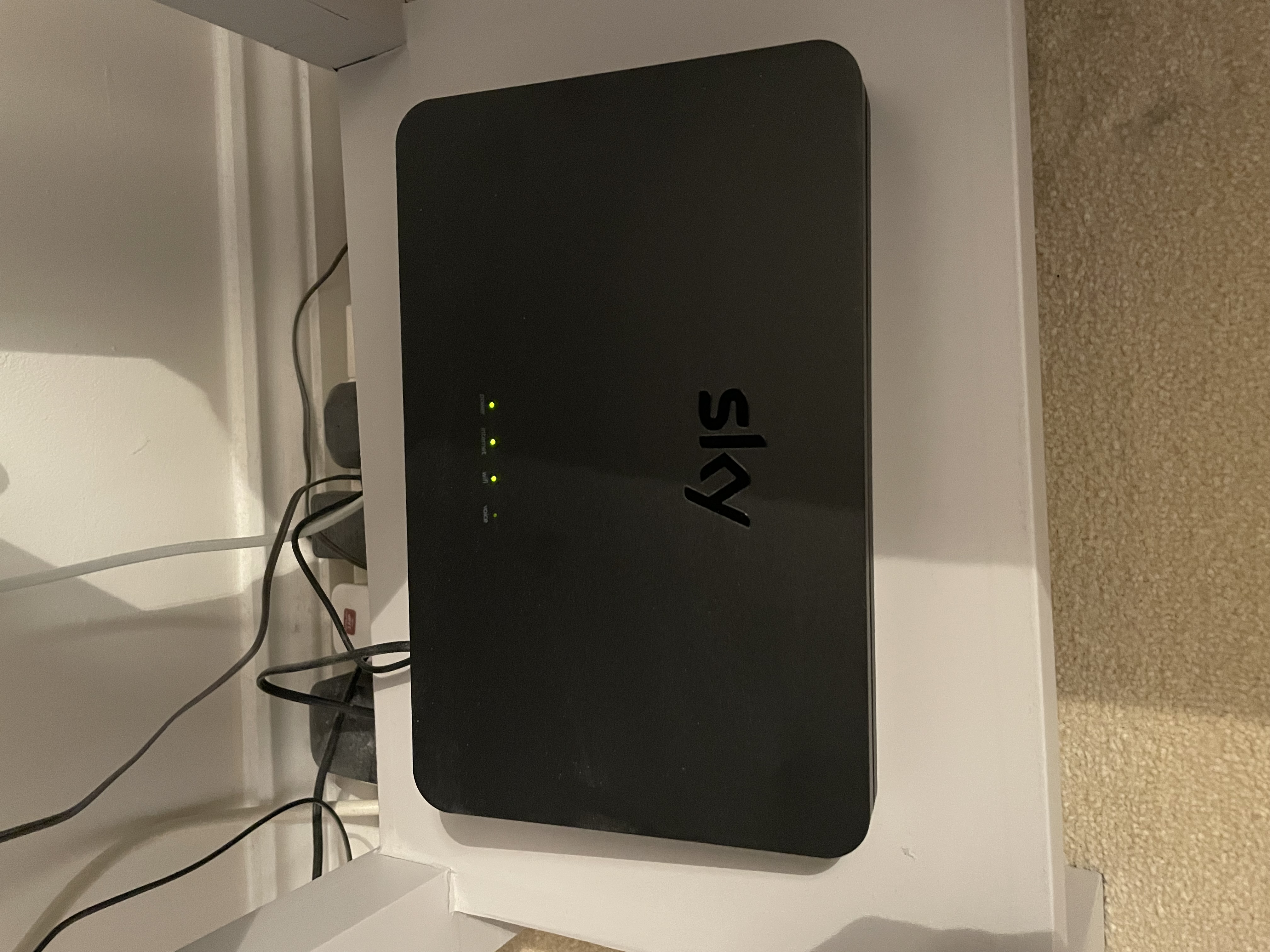 Answered: Hub update email….confused about my router | Sky Community